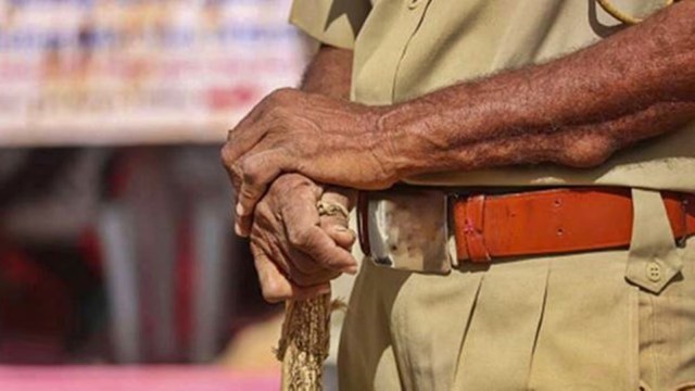 Hubbali murder: 2 police officers suspended for dereliction of duty ...