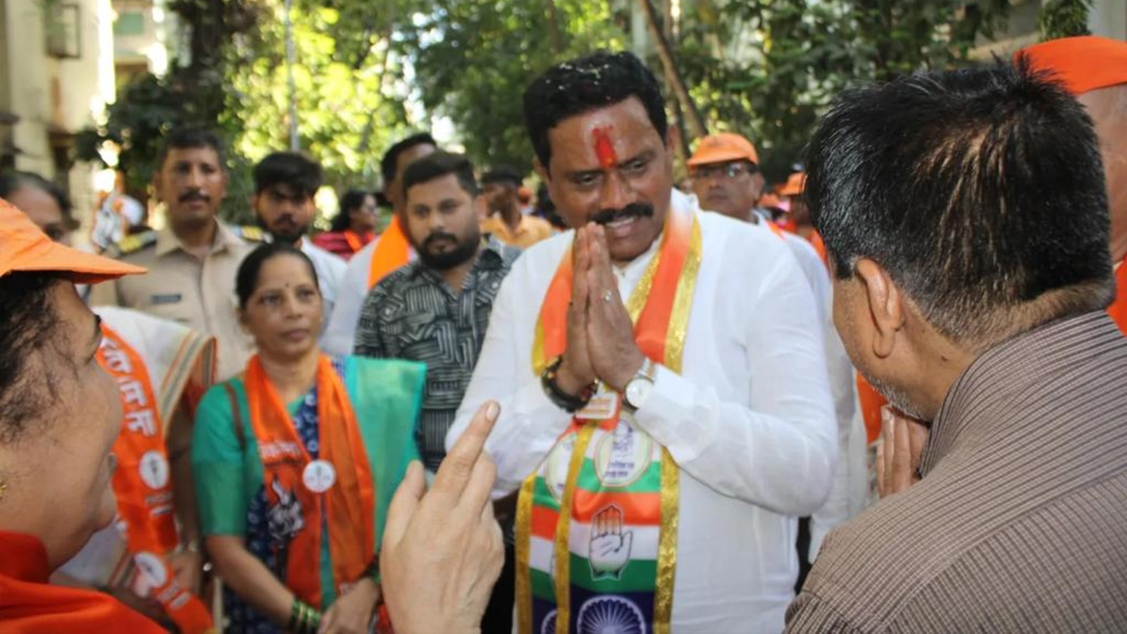 Maharashtra poll snippets: Vichare’s ‘golden gang’ dig; pacifying ...