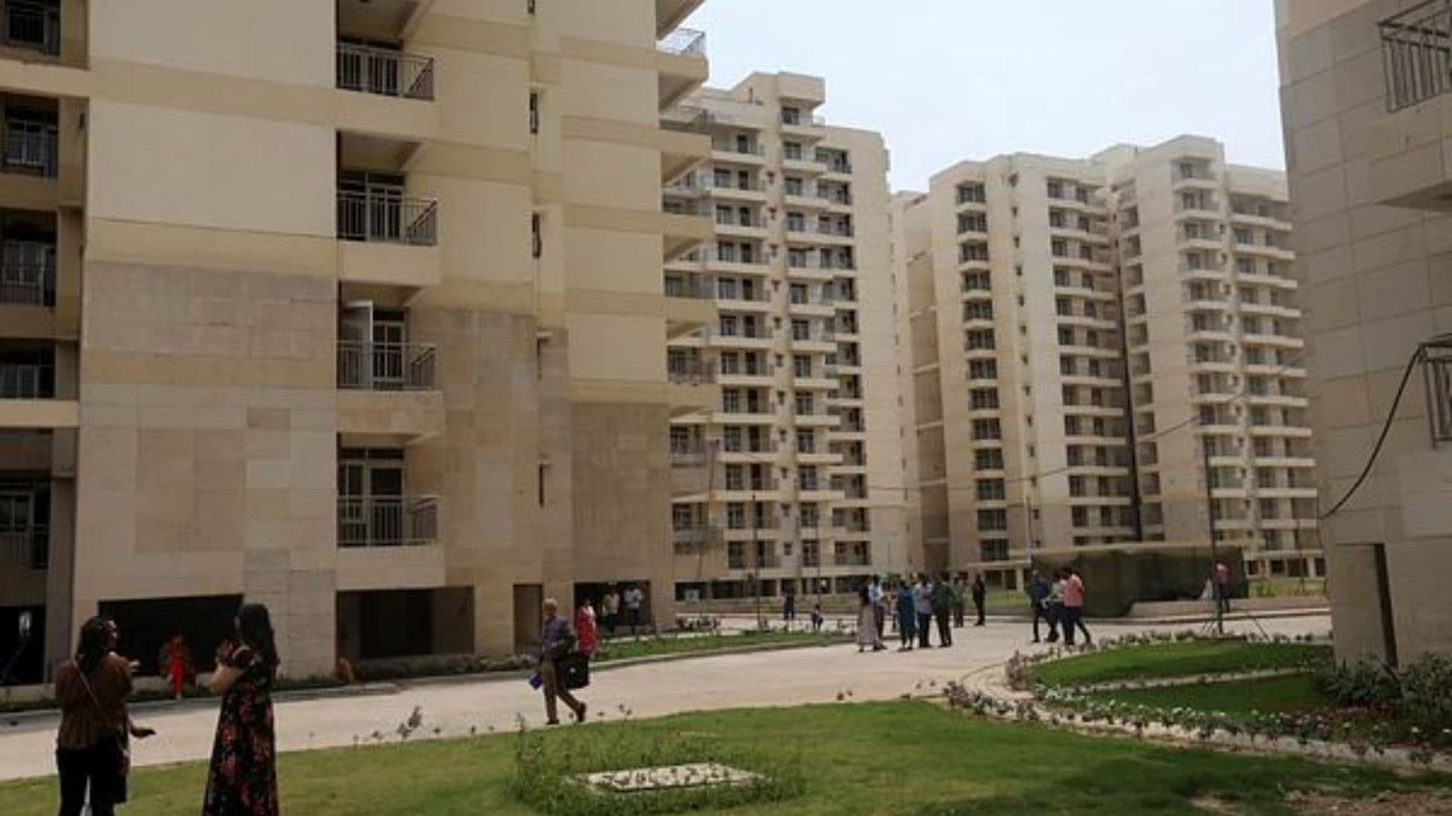 Woman Found Dead After Fire At Dda Flat