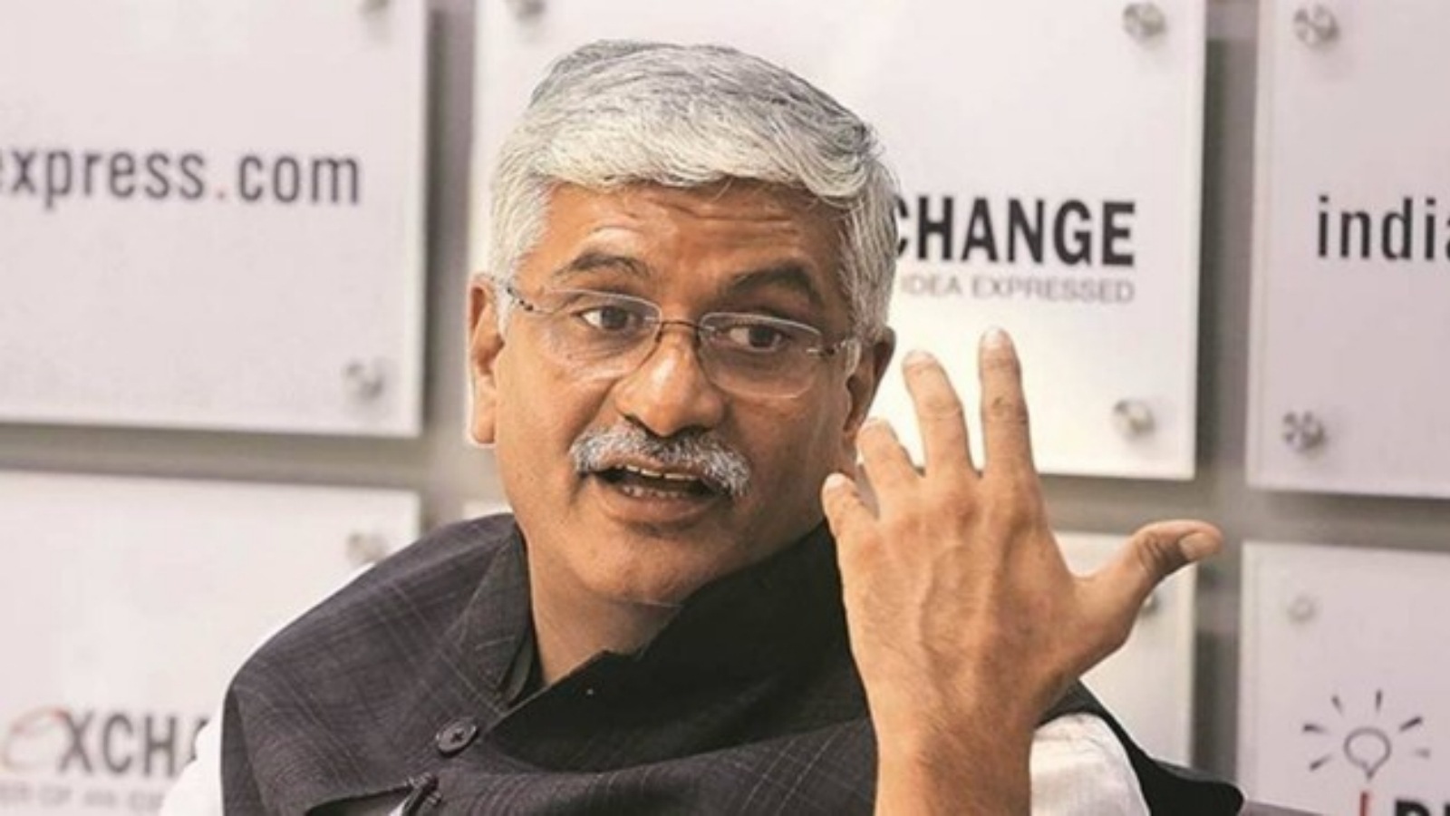 Gajendra Shekhawat gets G7 invite: Recovery of Ukrainian culture on ...