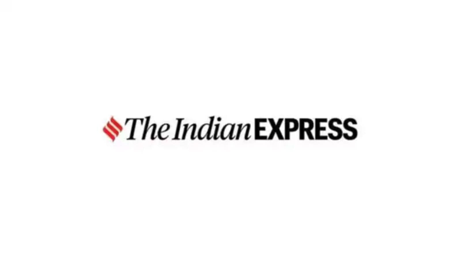 4 injured after car ‘loses control due to tyre puncture’ | Pune News ... 4 injured after car ‘loses control due to tyre puncture’ | Pune News ...