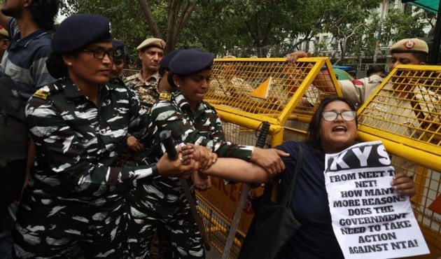 UGC-NET, NEET row: Student unions take to streets across country ... UGC-NET, NEET row: Student unions take to streets across country ...