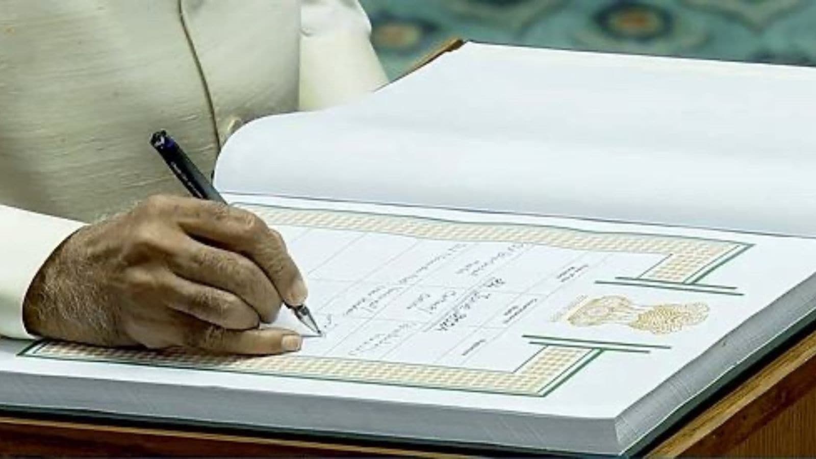 Sanskrit, Hindi, Dogri, Odia: Linguistic diversity on display in Lok ...