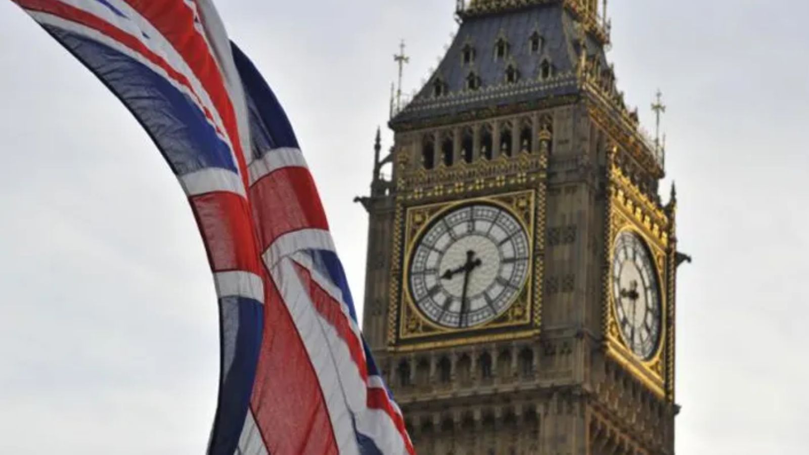 ‘The whole country is falling to bits’: Britain’s young voters are ...