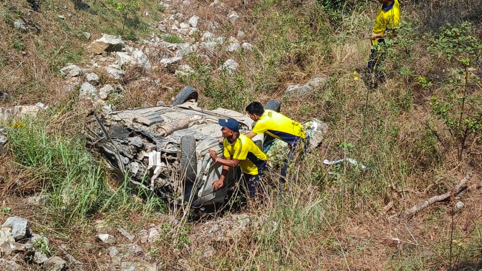 Three children among 5 killed after two cars fall into gorges in ...