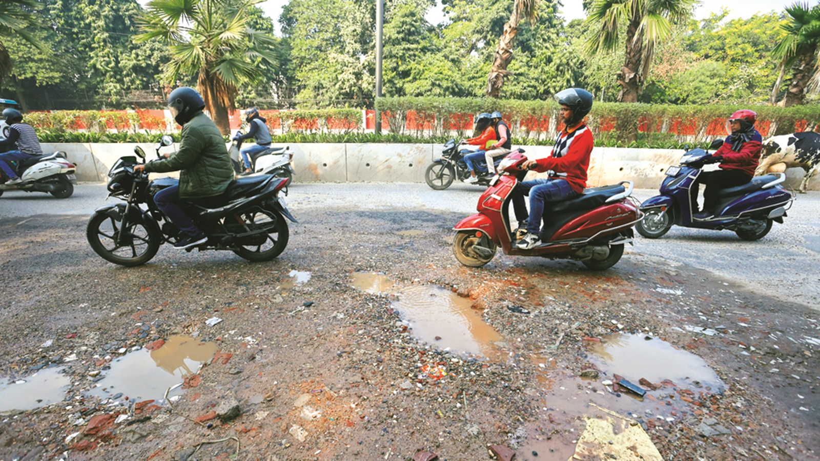 60 stretches across 3 phases: PWD floats new road upkeep plan | Delhi ...