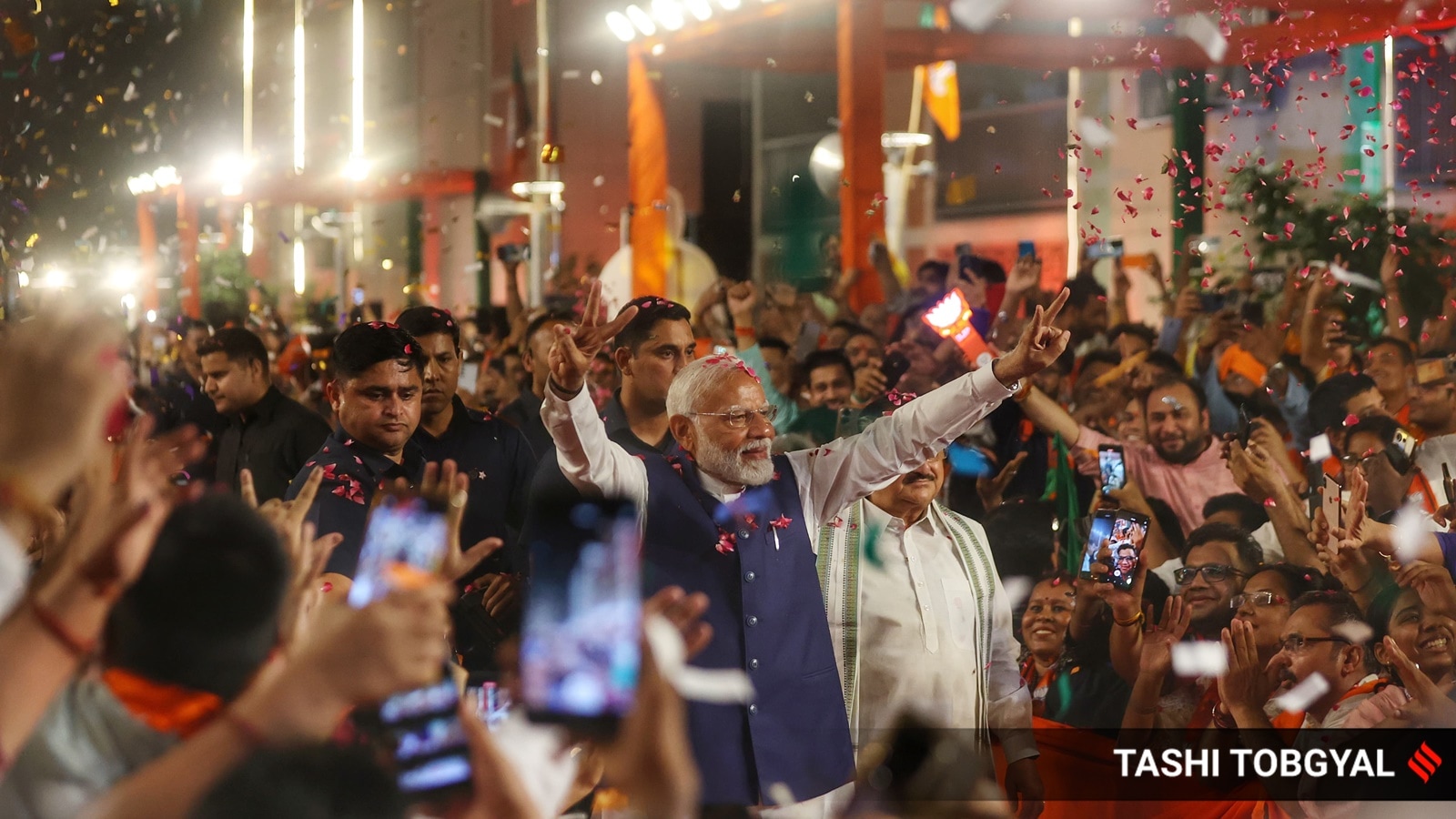 ‘Stunning setback’, ‘Modi loses aura of invincibility’: How global ...