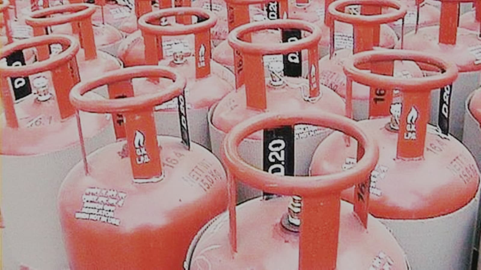 MNGL hikes CNG prices by Rs 1.10 in Pune | Pune News - The Indian Express