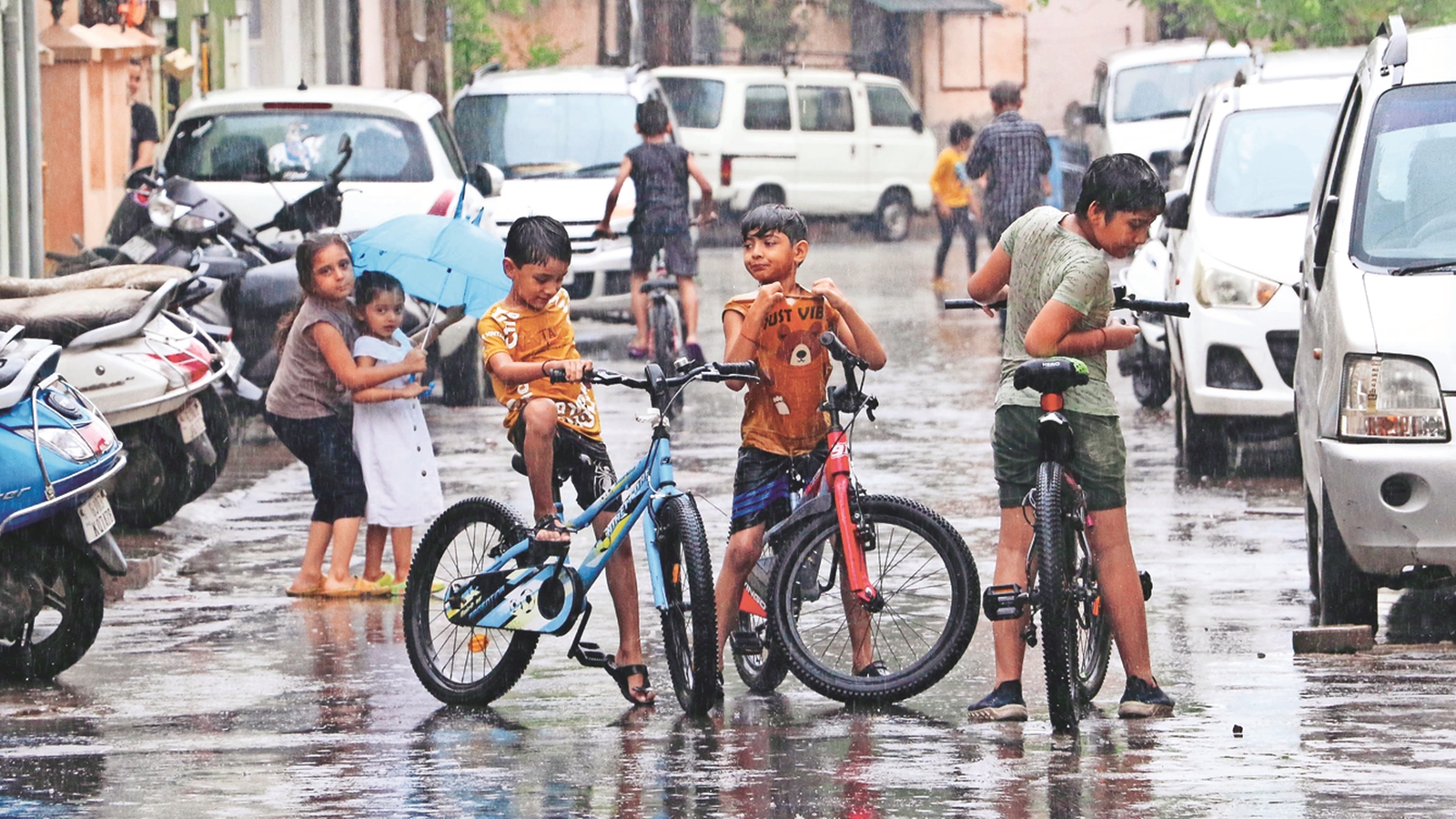 Southwest monsoon brings rainfall to 70 talukas in southern Gujarat ...