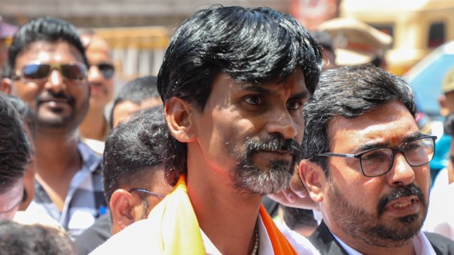 Maratha quota activist Manoj Jarange-Patil withdraws fast, sets new deadline of July 13 | Pune ...