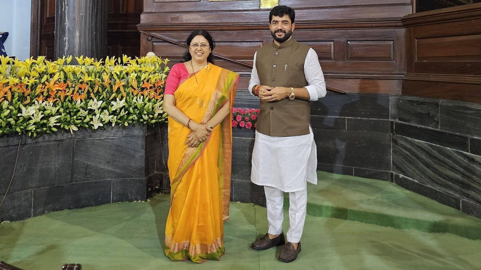 Burying differences, Kulkarni and Mohol come together for development ...