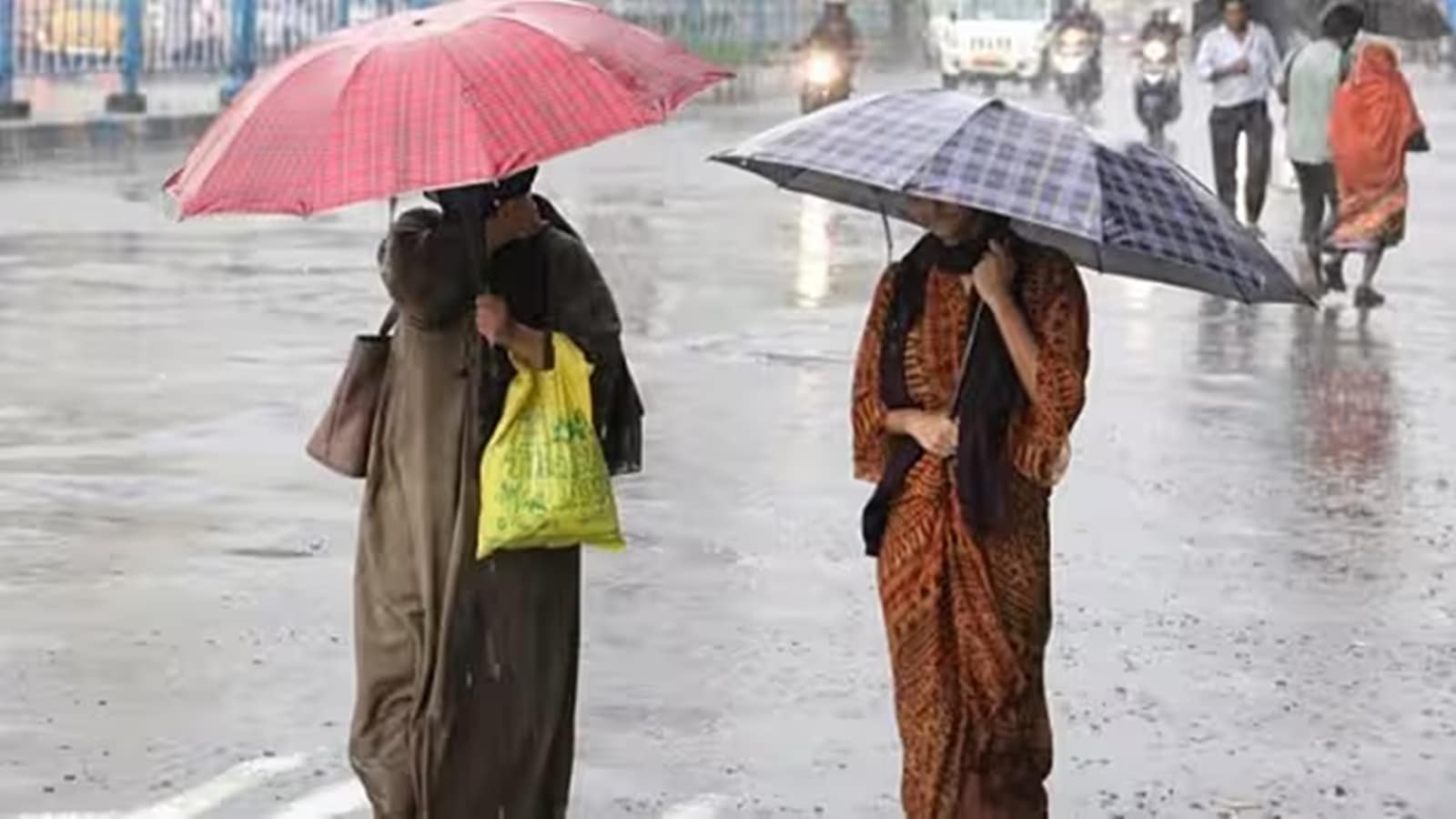 Early monsoon raises hope for escape from heat wave | Pune News - The ...