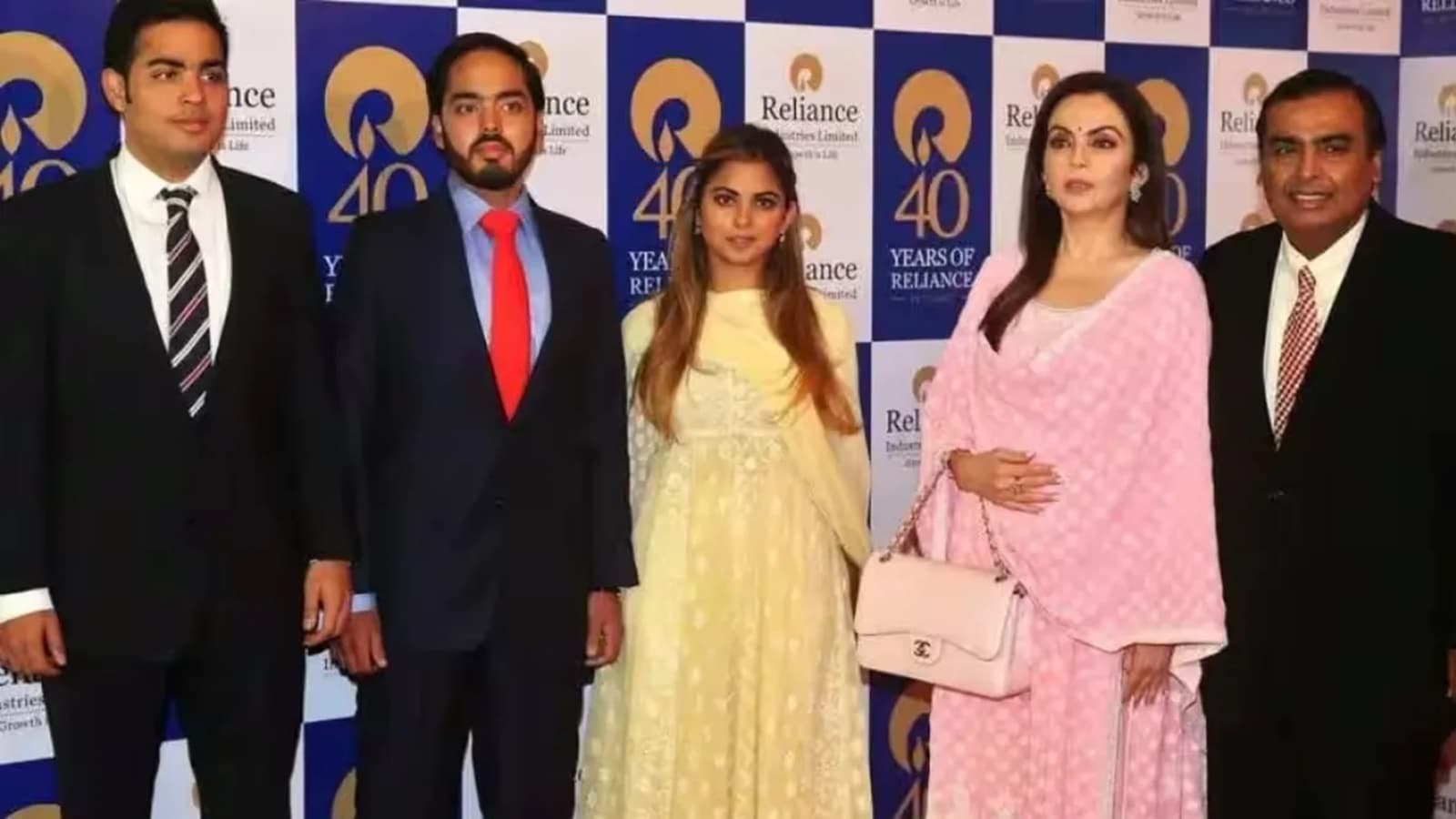 When Nita Ambani shared the story behind naming twins Isha and Akash ...