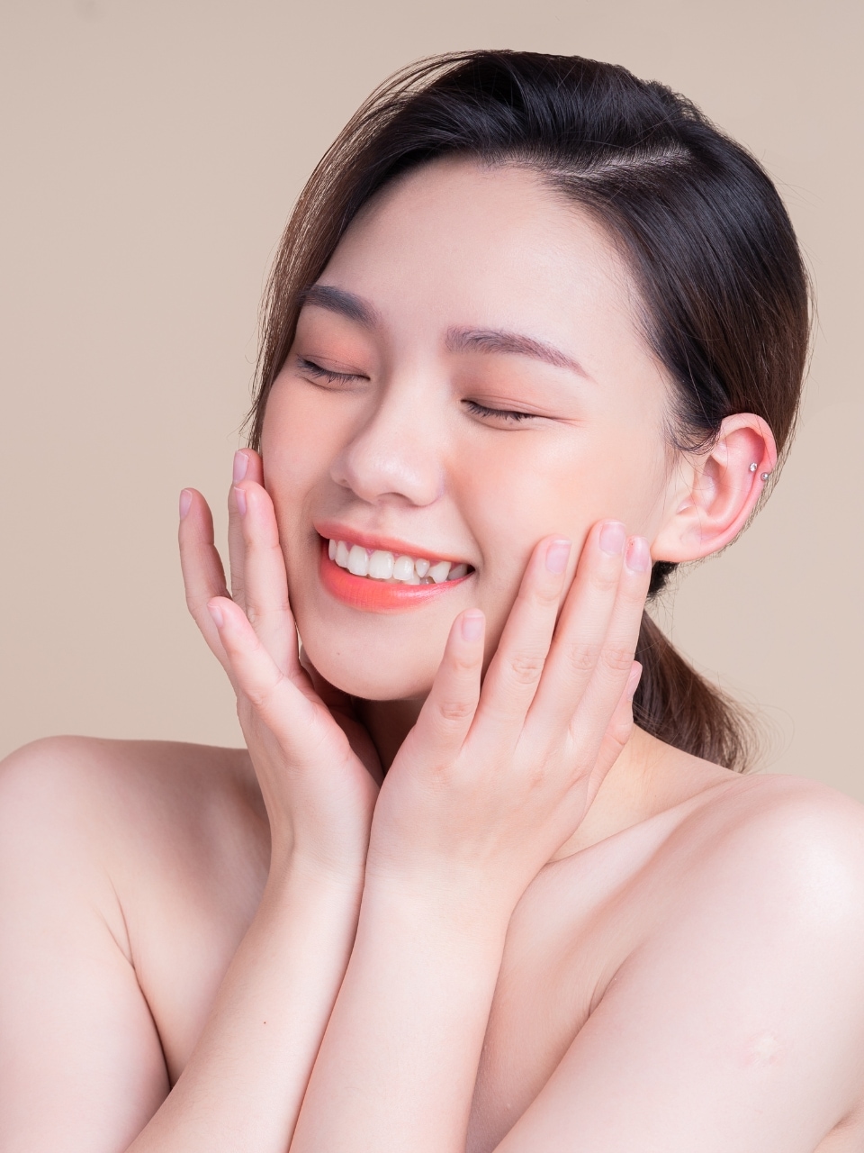 Dermatologist's guide to mastering the barbie doll skin look