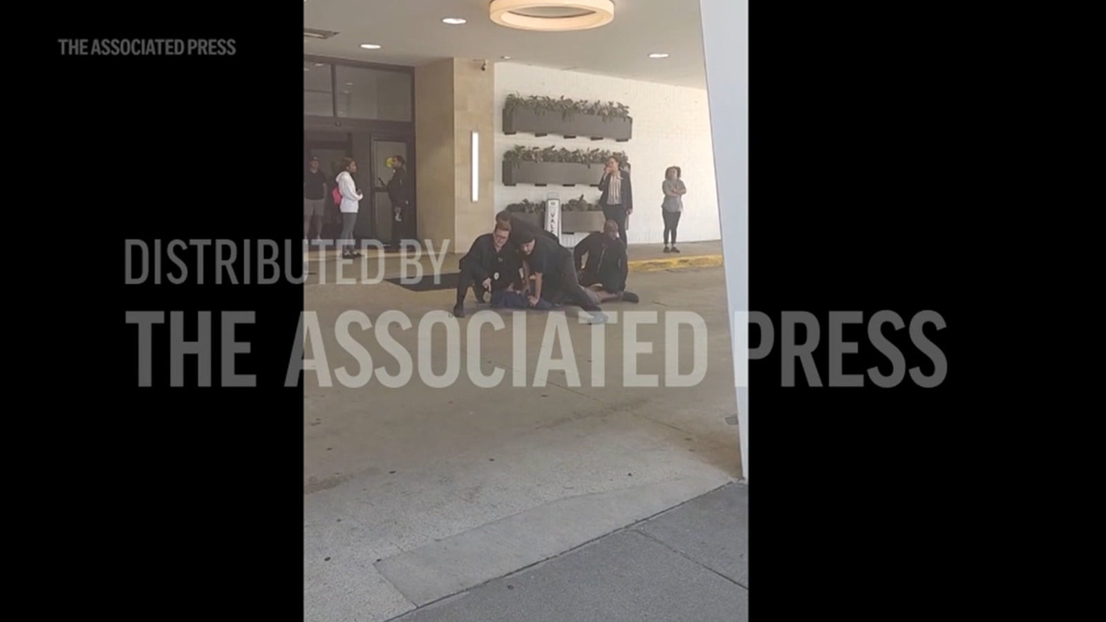 Black man dies in Milwaukee after being pinned down by security guards ...