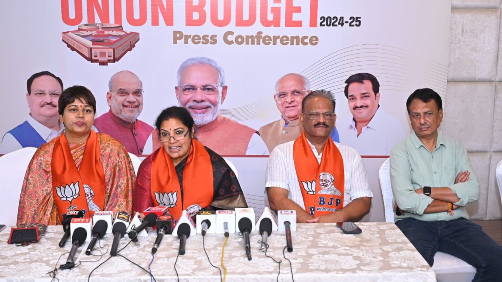 In Gujarat, Andhra MP Daggubatti Purandeswari bats for Budget, says ...