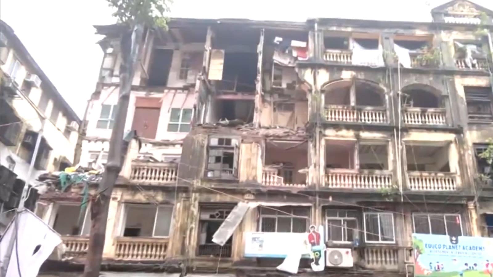 Woman dies in Mumbai building collapse, MHADA says residents were ...