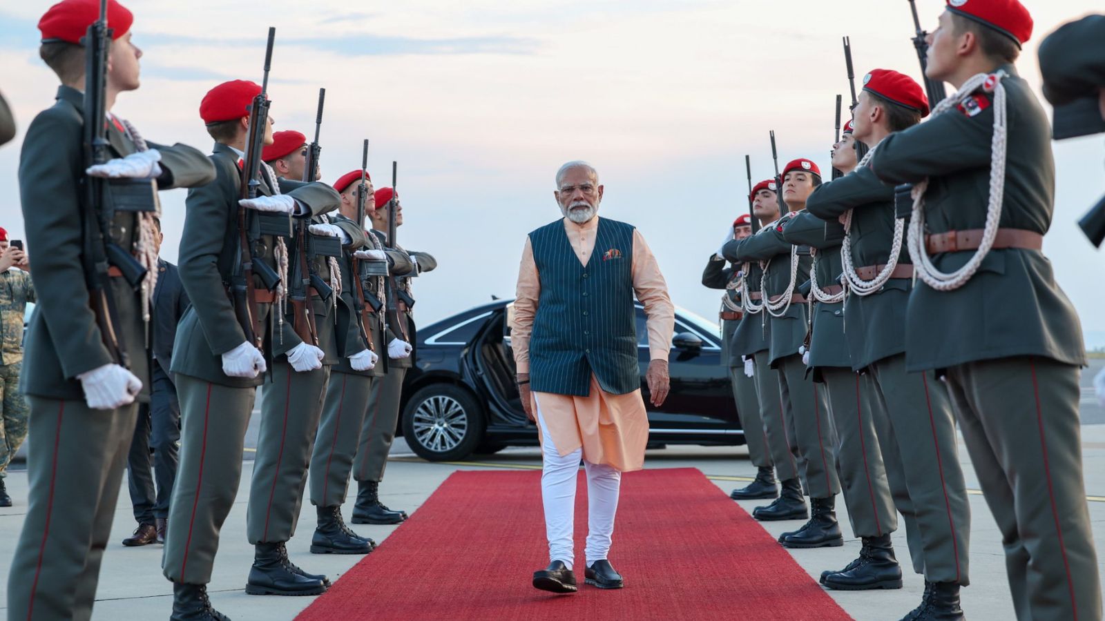 PM Modi departs for Delhi after completing visit to Austria and Russia ...
