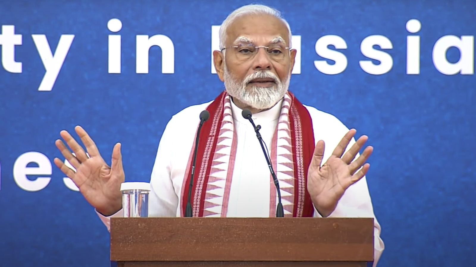 In Moscow, PM Modi calls Russia India’s ‘all-weather friend’, ‘trusted ...