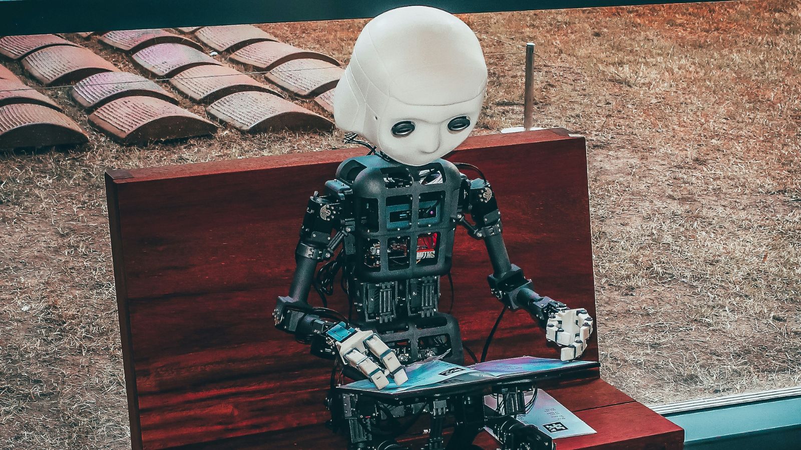 Raffles University to launch degree programme taught & assessed by AI ...