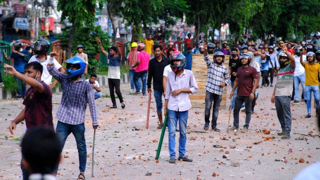 Violence breaks out at Bangladesh anti-quota protests, government ...