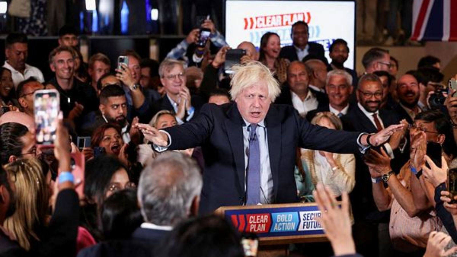 Boris Johnson issues surprise last-ditch UK election rallying cry ...