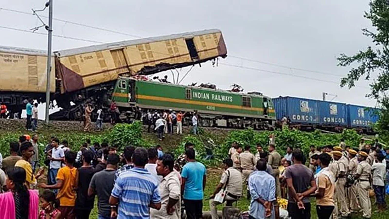 ‘loco Pilot Hit The Emergency Brakes But Couldnt Stop — Probe Report