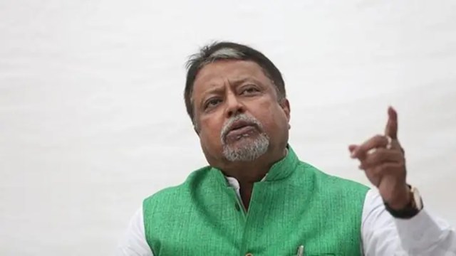Former Railway minister Mukul Roy admitted to hospital | India News ...