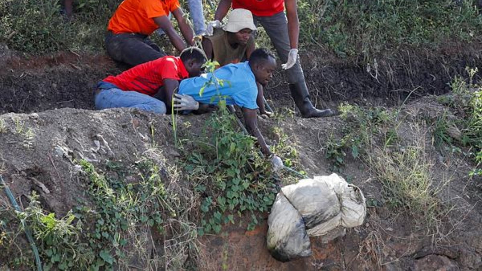Suspected serial killer arrested after bodies discovered in Kenya ... Suspected serial killer arrested after bodies discovered in Kenya ...
