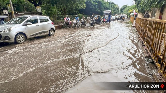 IMD sounds orange alert as rains continue to pound Pune for 2nd day ...
