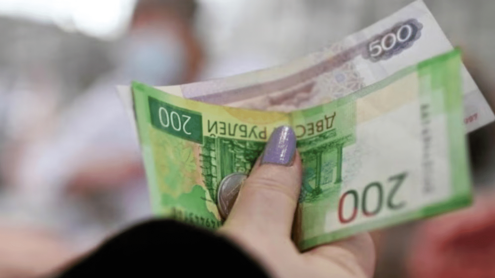 Russian lawmakers approve an increase in income taxes for the wealthy ...