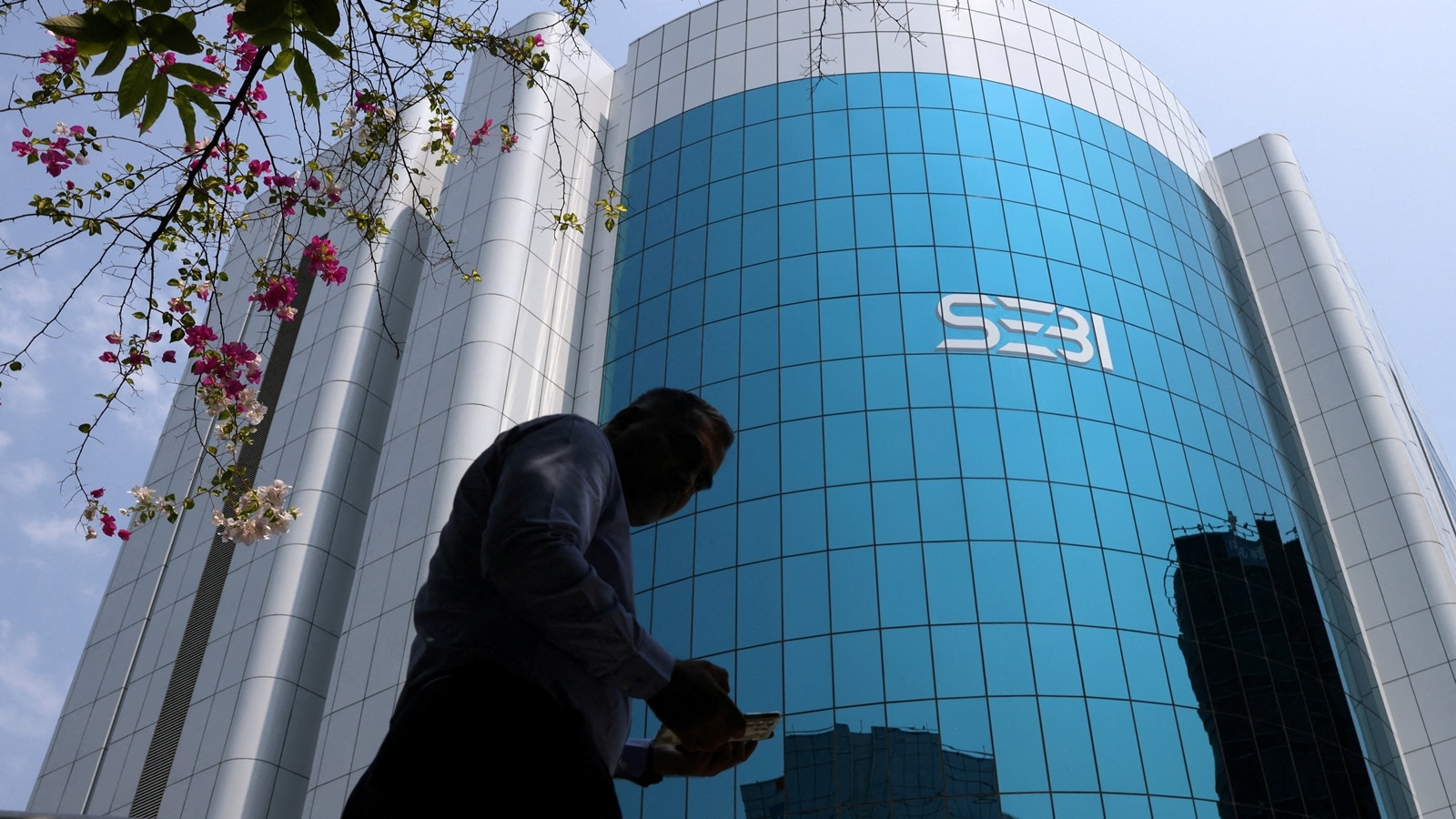 SEBI proposes to bring ‘new asset class’ with minimum investment limit ... SEBI proposes to bring ‘new asset class’ with minimum investment limit ...