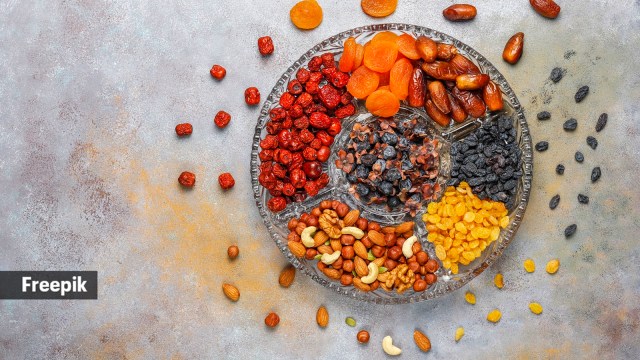 Soaking your dry fruits overnight? Should you do it in water or milk ...