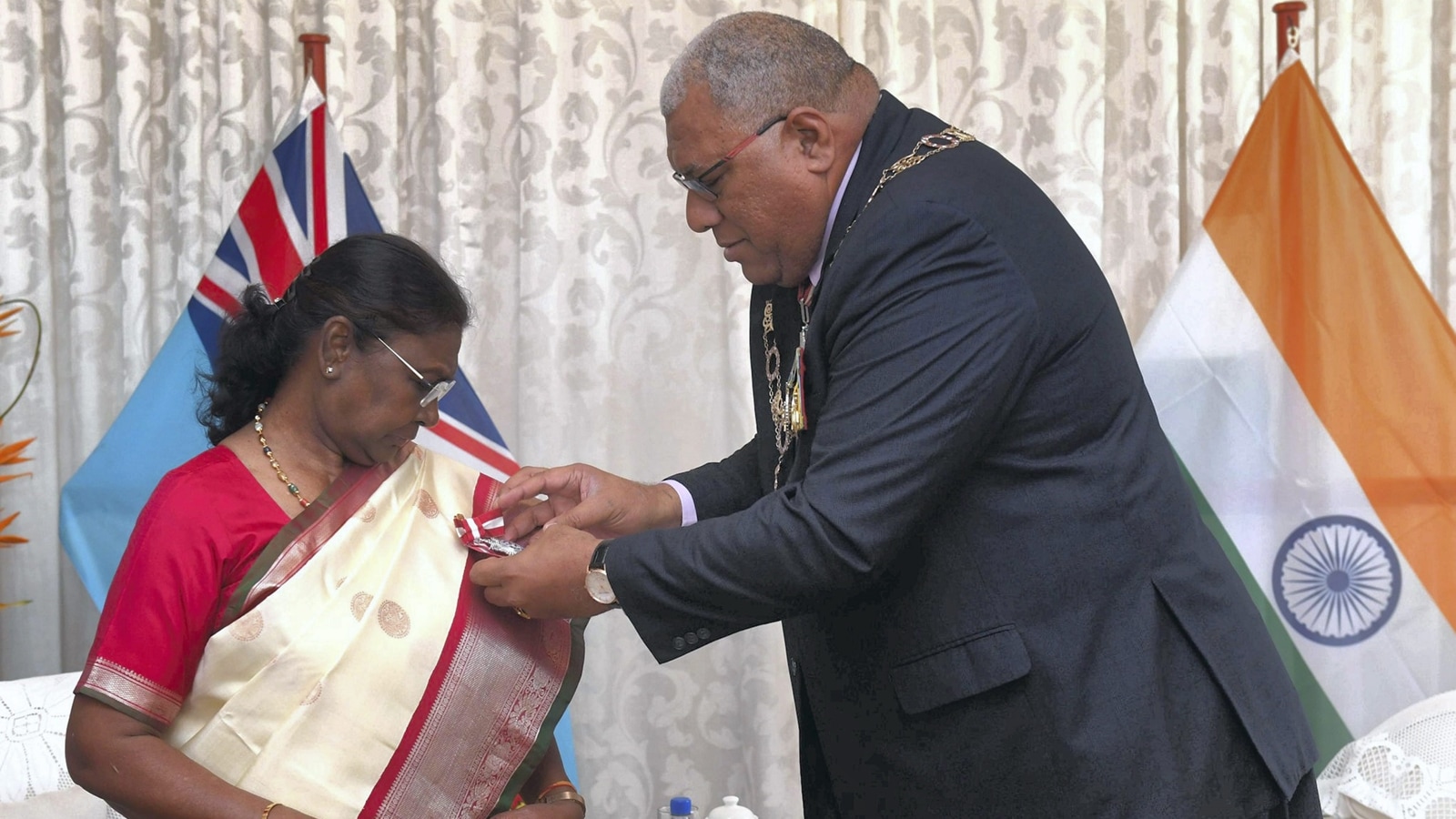 President Droupadi Murmu receives Fiji’s highest civilian award | India ...