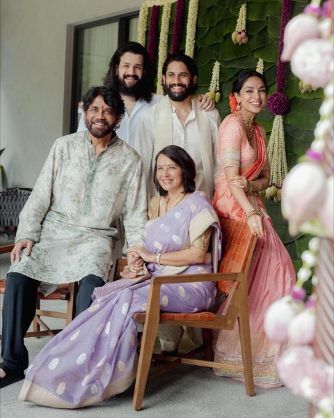 Naga Chaitanyas Mother Lakshmi Brother Akhil Are All Smiles As They Pose With Sobhita
