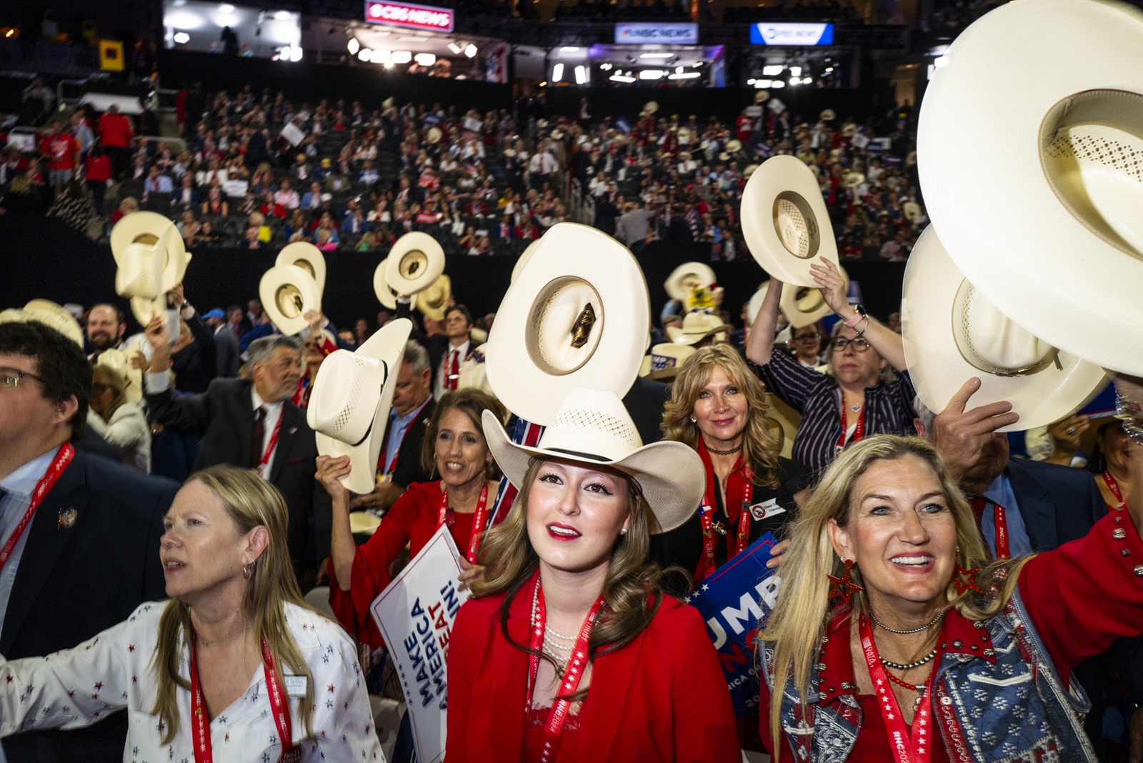 Delegates of a feather flock together | Fashion News - The Indian Express