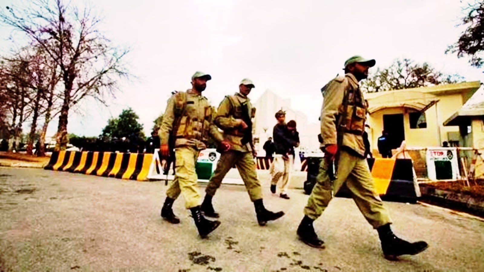 7 security personnel killed in militant attack in Pakistan | Pakistan ...