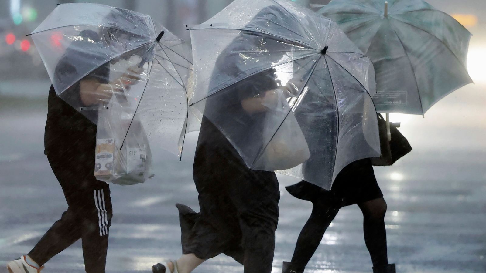 Typhoon Shanshan dumps rain on parts of Japan, leaving 1 dead and ...