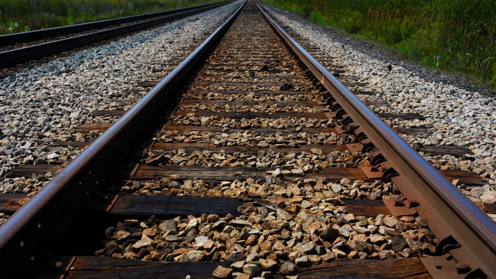 Colorado train collision: bridge damaged, fuel spilled, 2 injured ...