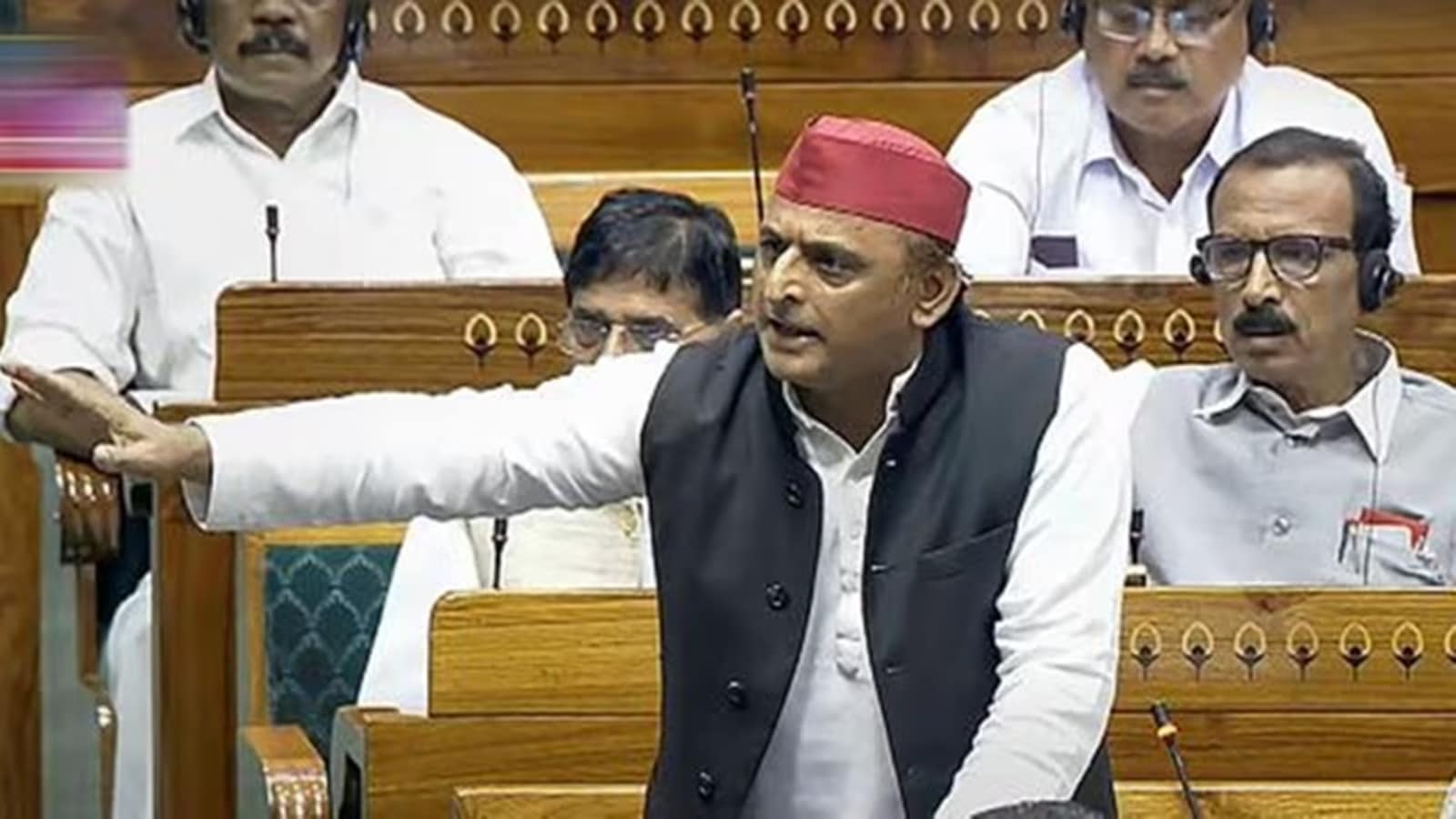 Nazul Land Bill ‘inhuman’, withdraw it permanently, says SP chief ...