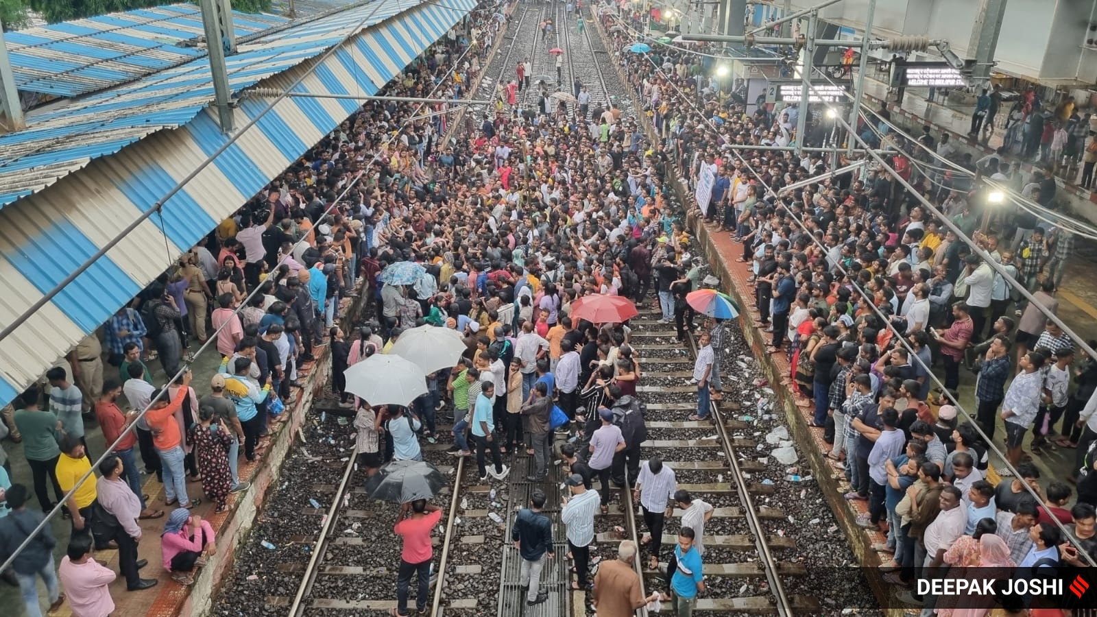 Protests over Badlapur school sexual abuse: Bombay HC restrains ...