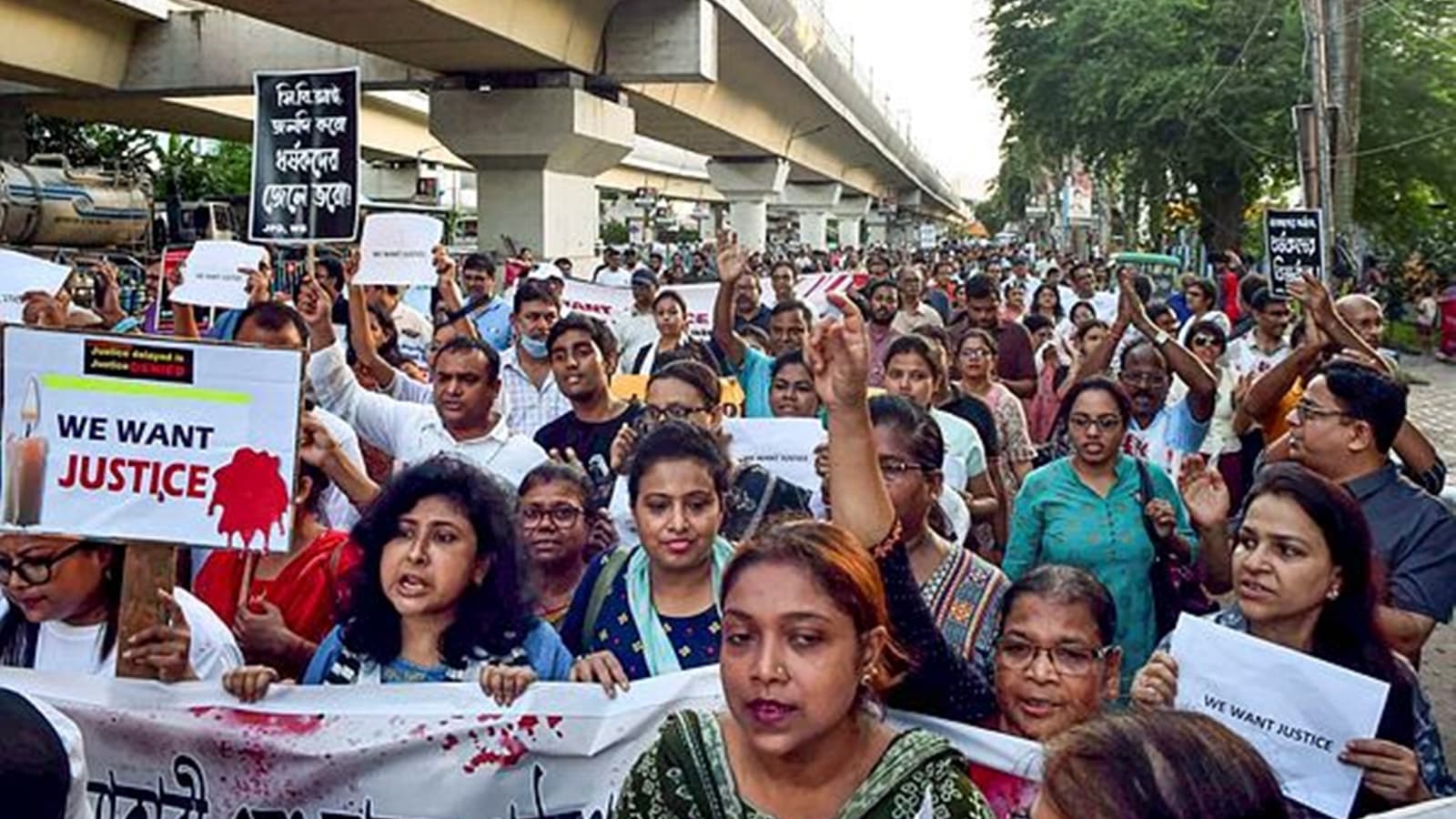 Kolkata Doctor Rape-Murder: Deceased doctor’s family under ‘house ...