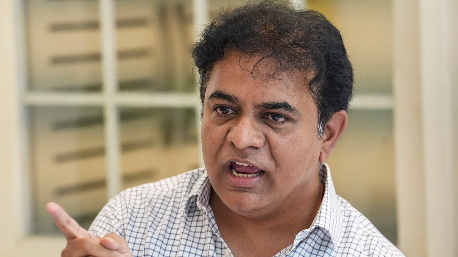 Brs Leader Rama Rao Appears Before Womens Commission Expresses Regret