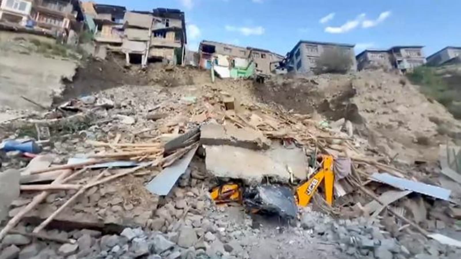 12 injured after building on hill slope collapses in Ladakh | India ...