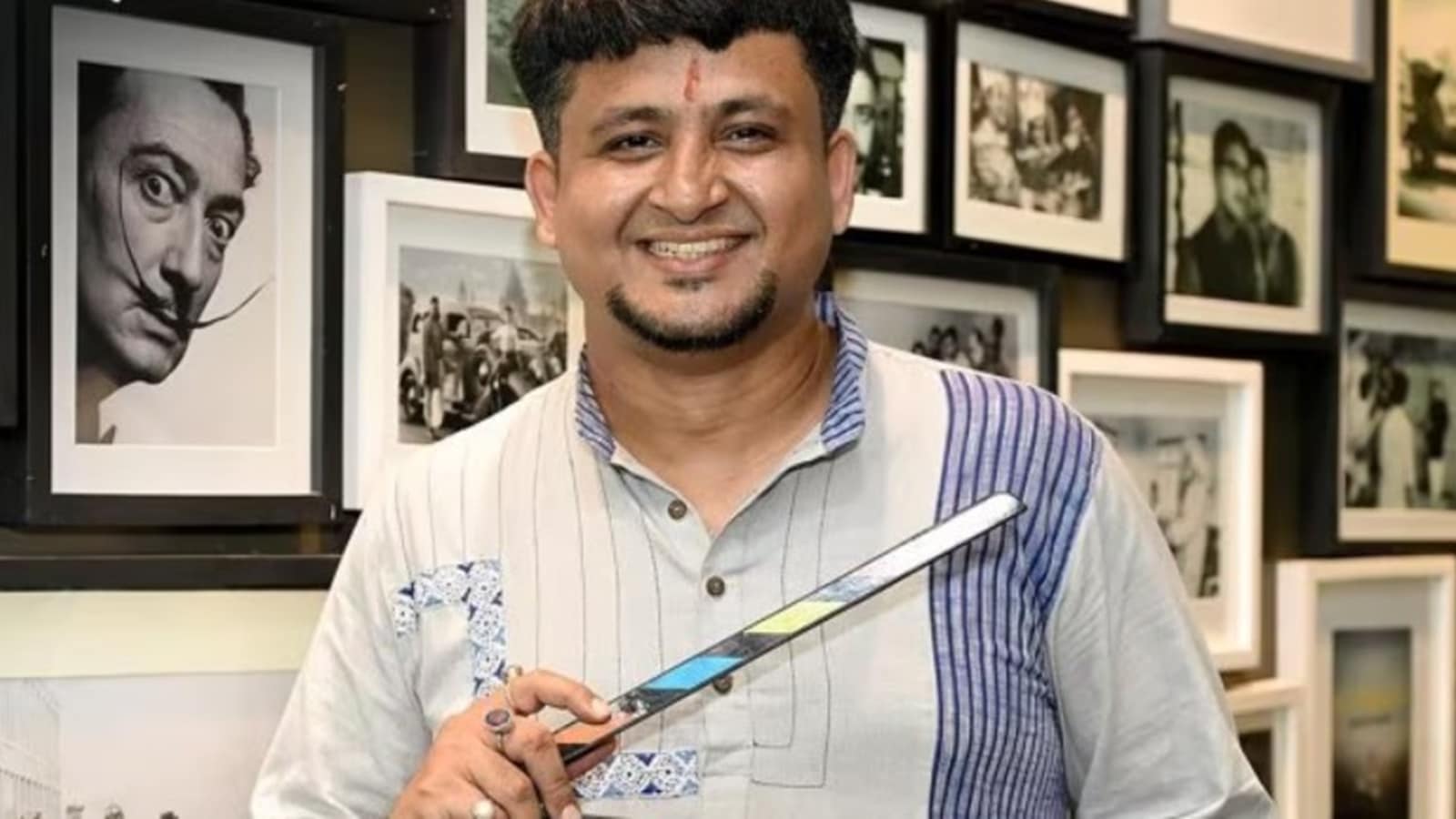 Director Rahool Mukherjee resumes shooting after days of controversy ...