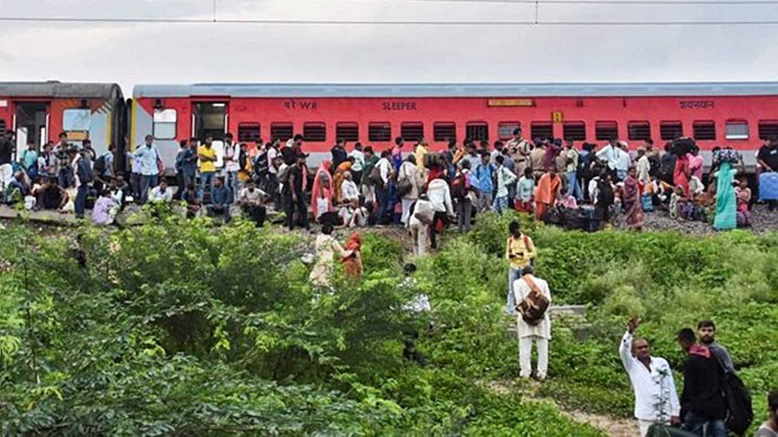 20 coaches of Sabarmati Express derail near Kanpur, Railways hints at ...