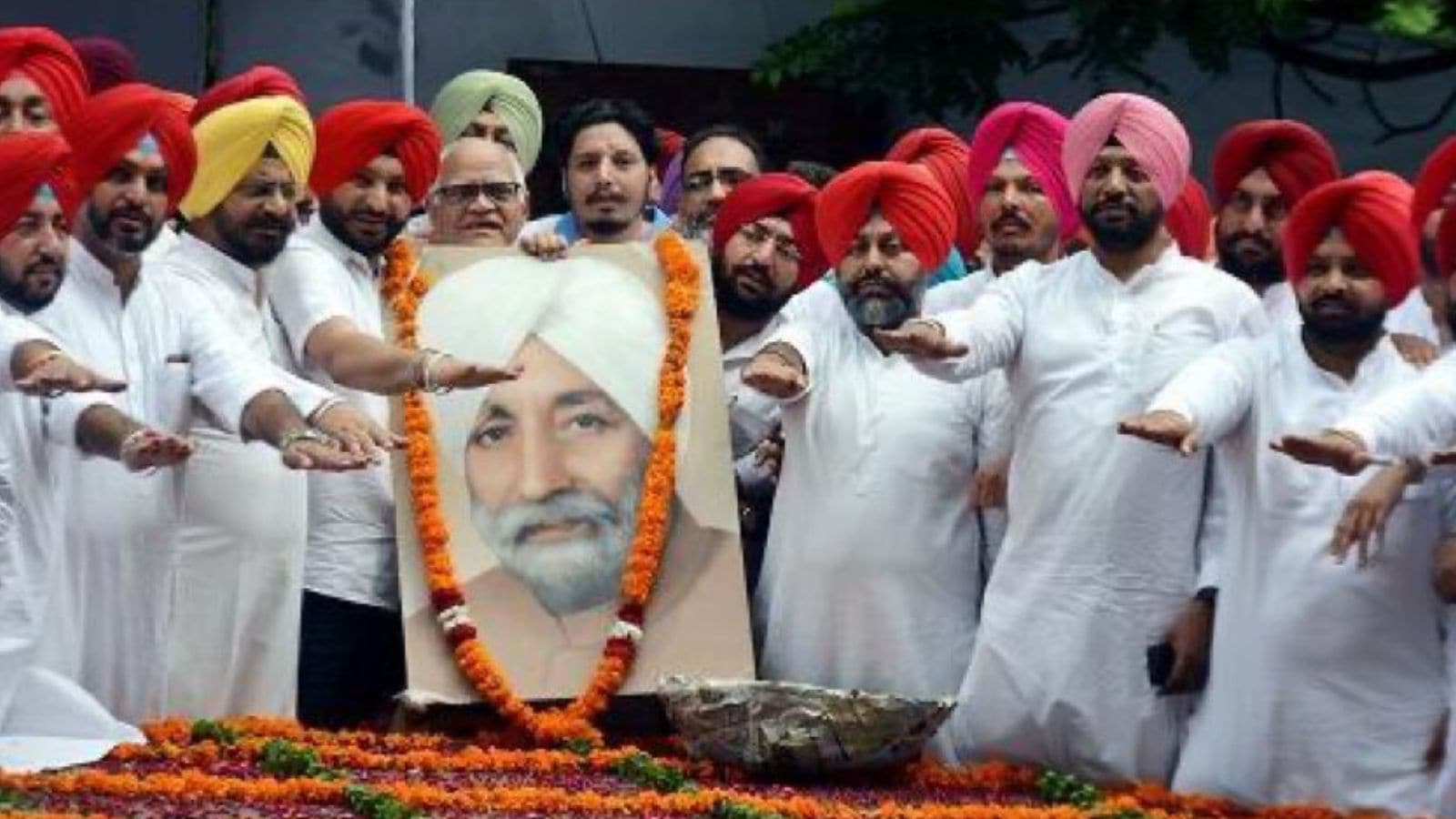 Decode Politics: Why are BJP, Congress fighting over legacy of a former Punjab CM killed by ...