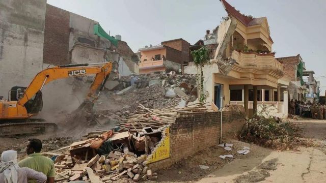 Haridwar: Illegal construction at mosque in Laksar Tehsil demolished ...