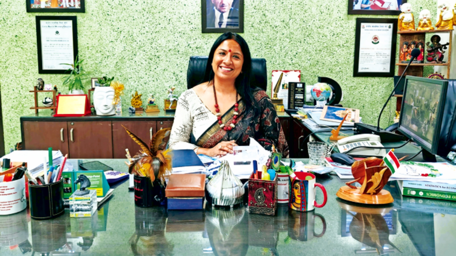 Meet 2 Delhi principals to be feted with Teachers’ Award today | Delhi ...