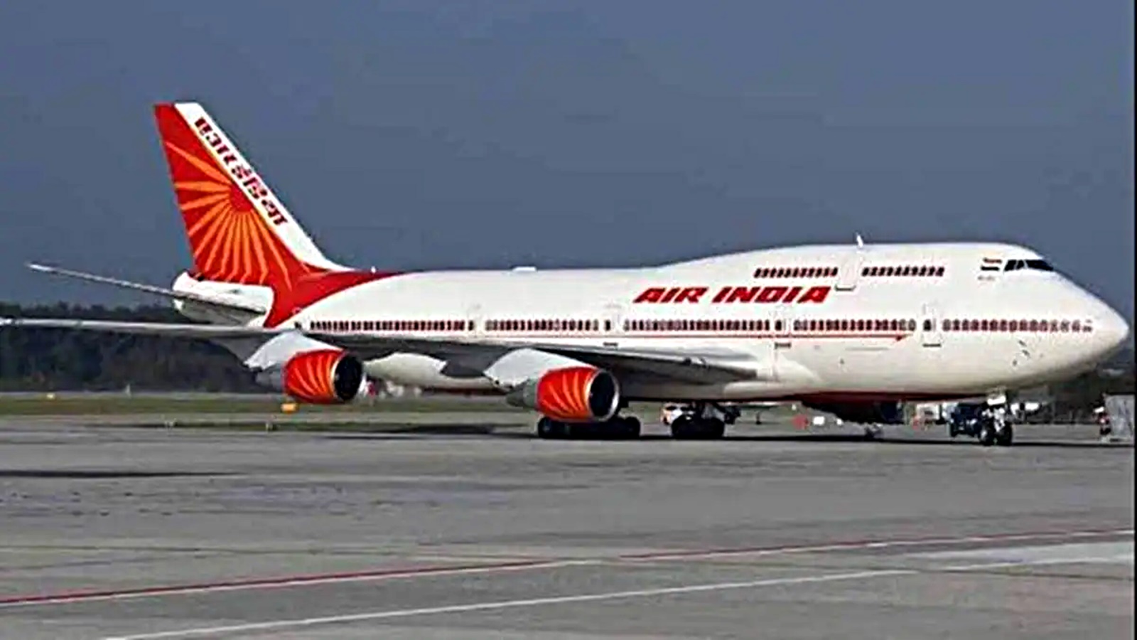 83-year-old man fractures hip on Air India flight, left uncared for ...